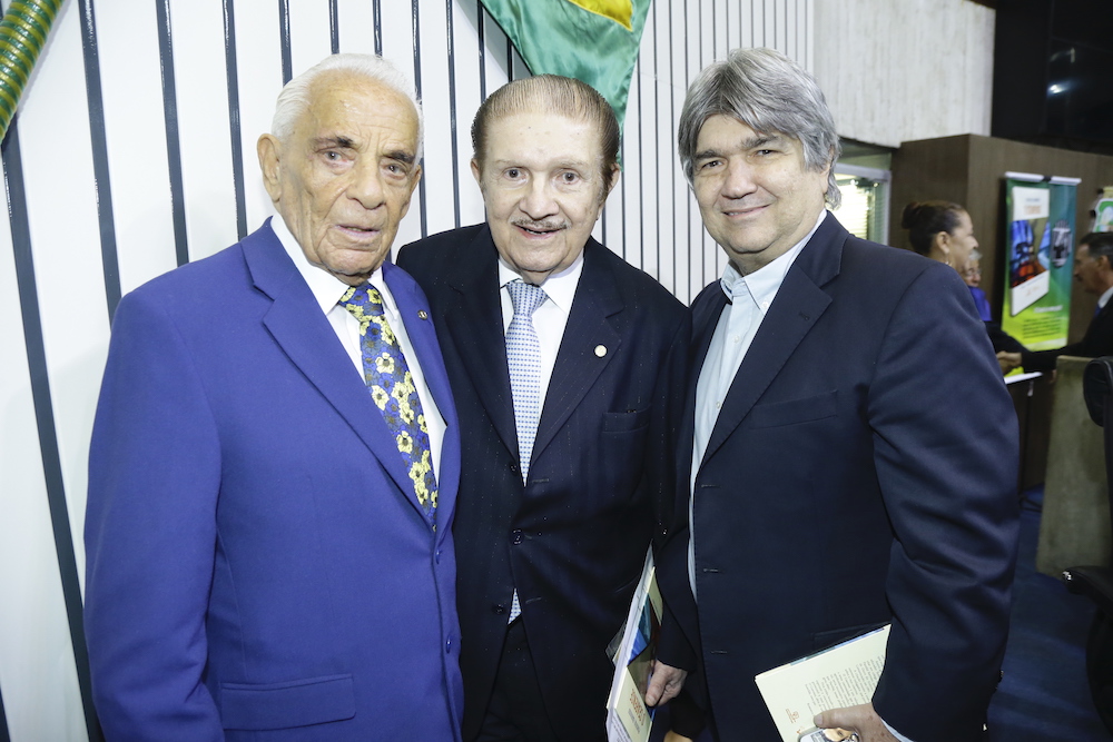 Eterno senador Mauro Benevides completa 90 anos - Portal IN - Pompeu ...
