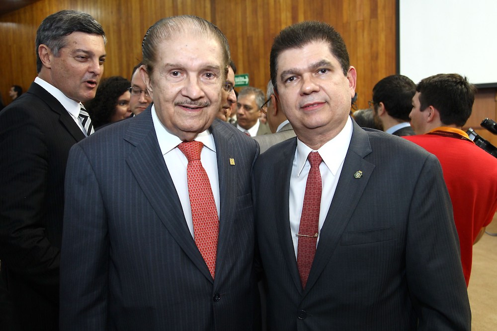 Eterno senador Mauro Benevides completa 90 anos - Portal IN - Pompeu ...