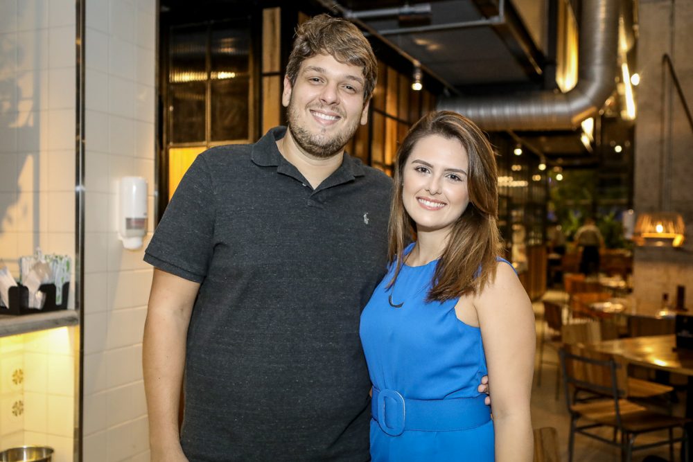 Rodrigo, Ciro e Vitor Moreira inauguram o Carbone Steakhouse, no BS ...