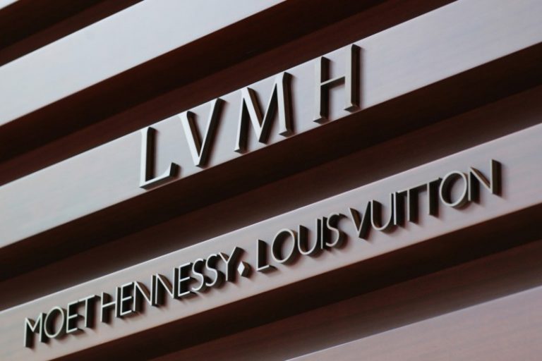 Grupo LVMH, dono de marcas como Louis Vuitton e Dior, cria plataforma ...