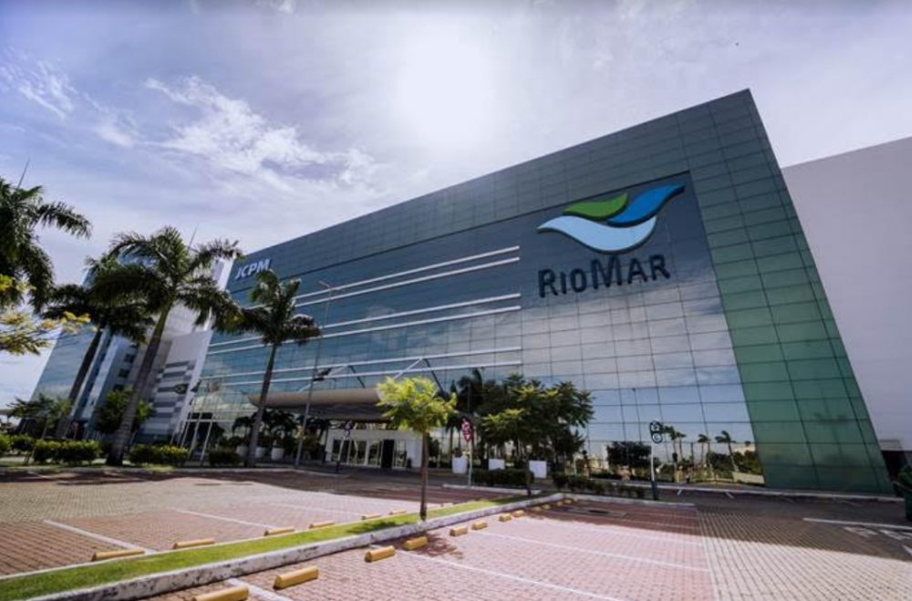 Que tal aproveitar o feriado para pintar pelos Shoppings RioMar ...