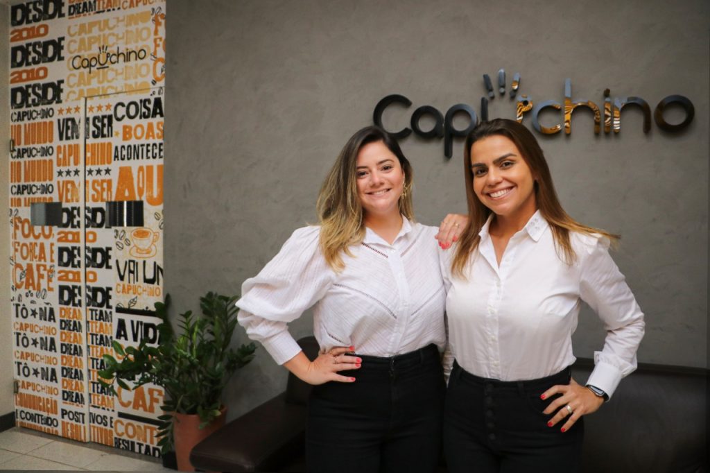 Renata Benevides e Karla Rodrigues anunciam o novo endereço da ...