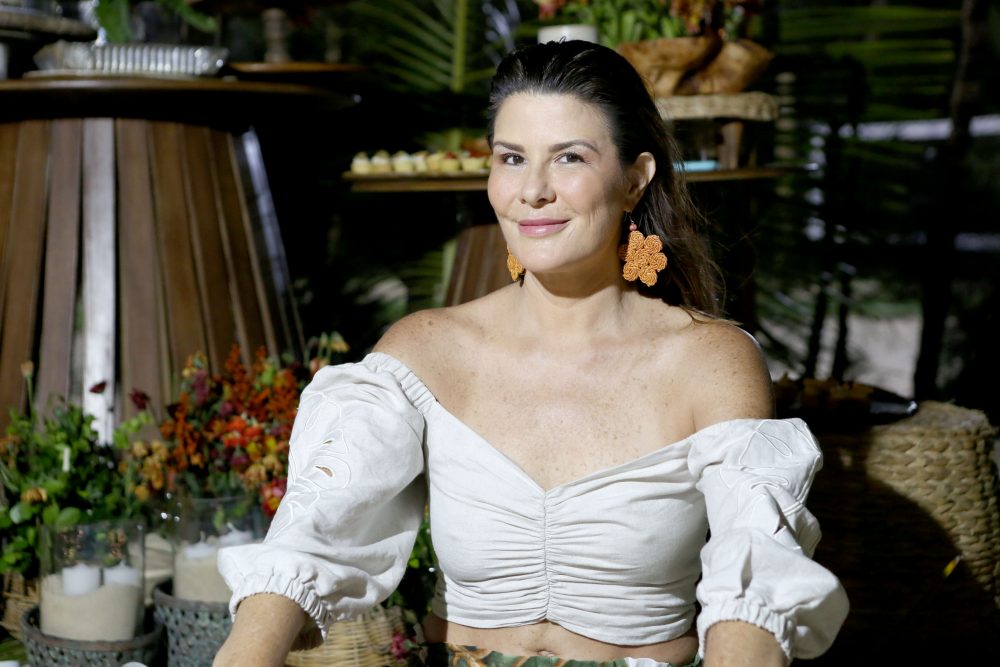 Em clima de alto-astral, Patrícia Calderón celebra troca de idade ...