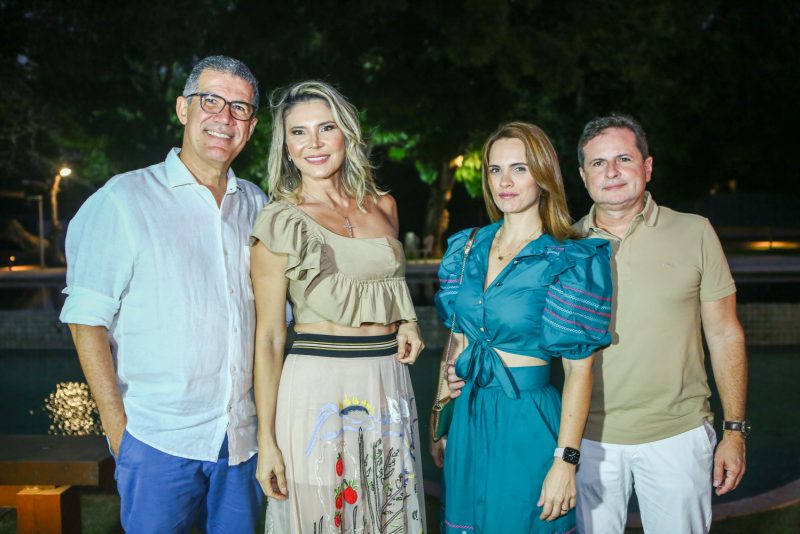 Thiago Fujiwara completa 40 anos e celebra a nova idade ao lado de ...