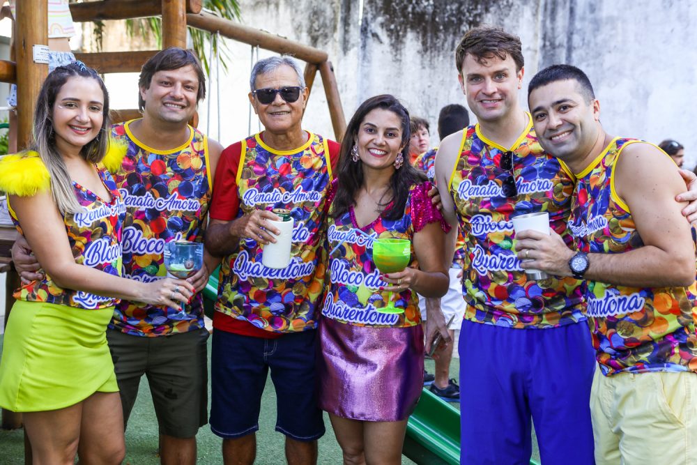 Renata Amora celebra nova idade com muita folia e diversão - Portal IN ...