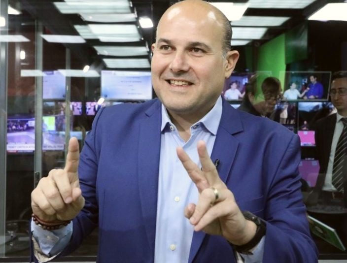 Karina Belloli embarca para Tailândia - Portal IN - Pompeu Vasconcelos ...