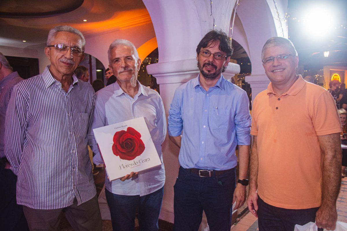 Carlos Matos comanda o lançamento de seu livro “Flores do Ceará e suas ...
