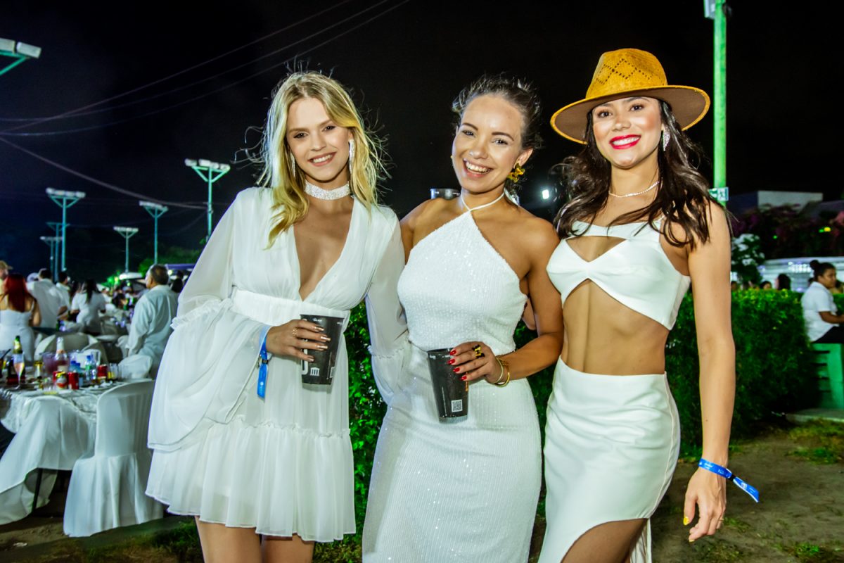 Gusttavo Lima agita virada do ano em Fortaleza - Portal IN - Pompeu Vasconcelos - Balada IN