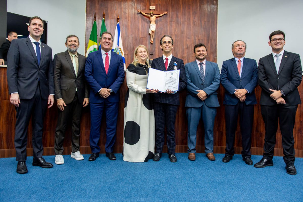 Igor Macedo de Lucena é agraciado com a Medalha Edson Queiroz - Portal ...