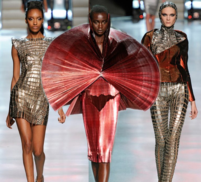 Paco Rabanne: o designer fashion futurista que revolucionou a moda ...