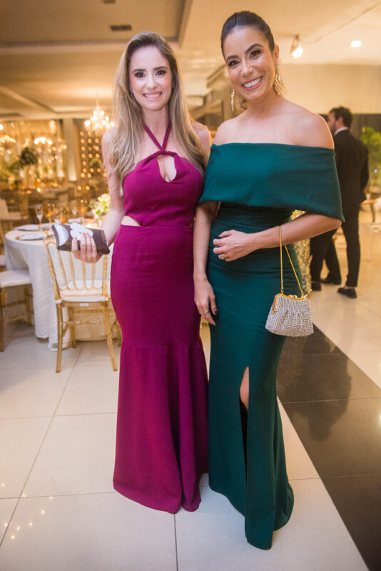 Alegria e emoção dão a tônica do casamento de Lillyan Di Carlly e ...