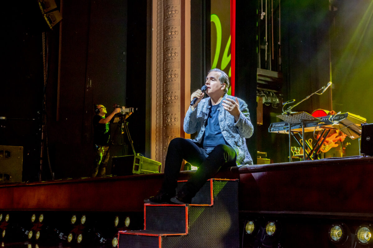 Ricardo Bacelar apresenta show “Congênito” em prestigiada noite no ...