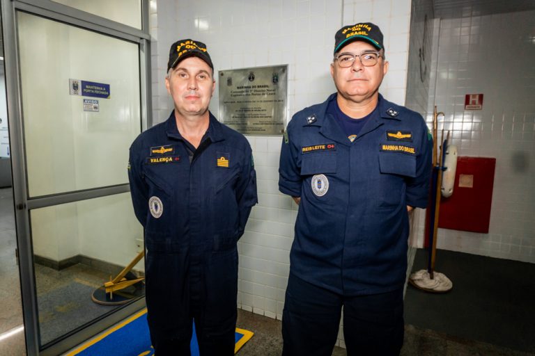 SOAMAR-CE apresenta o comandante do 3º DN, vice-almirante Alexander ...