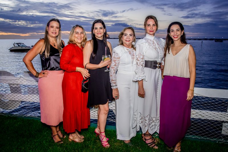A turma da Justiça aterrissou em peso no Iate Clube para abraçar o ...