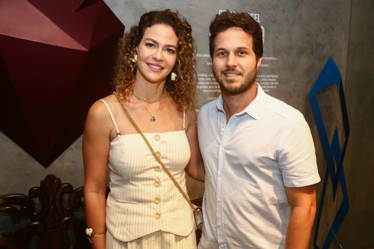 Arte inovadora e alta gastronomia marcam abertura da exposição de Célio ...