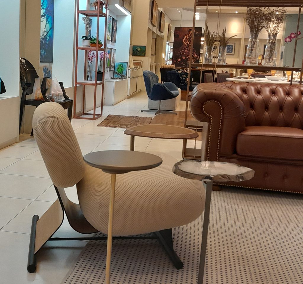 Mostra 100% DESIGN Original VITRINES - OUTDOOR . É o tema da versão ...