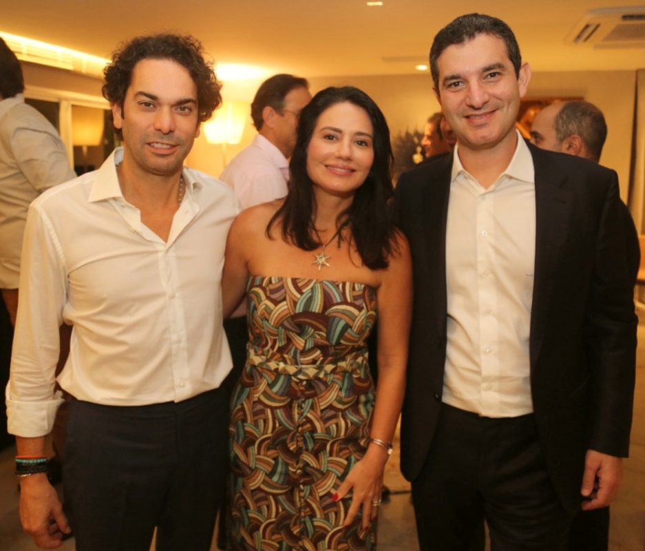 Cláudio Vale participa de homenagem a Camilo Santana durante evento na ...