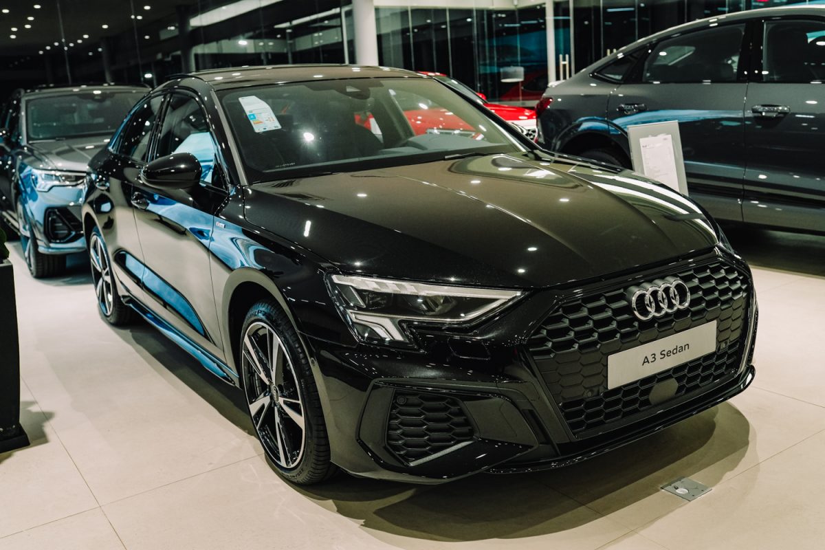 Audi Center Fortaleza recebe título de "Garagem Audi Favorita" e ...