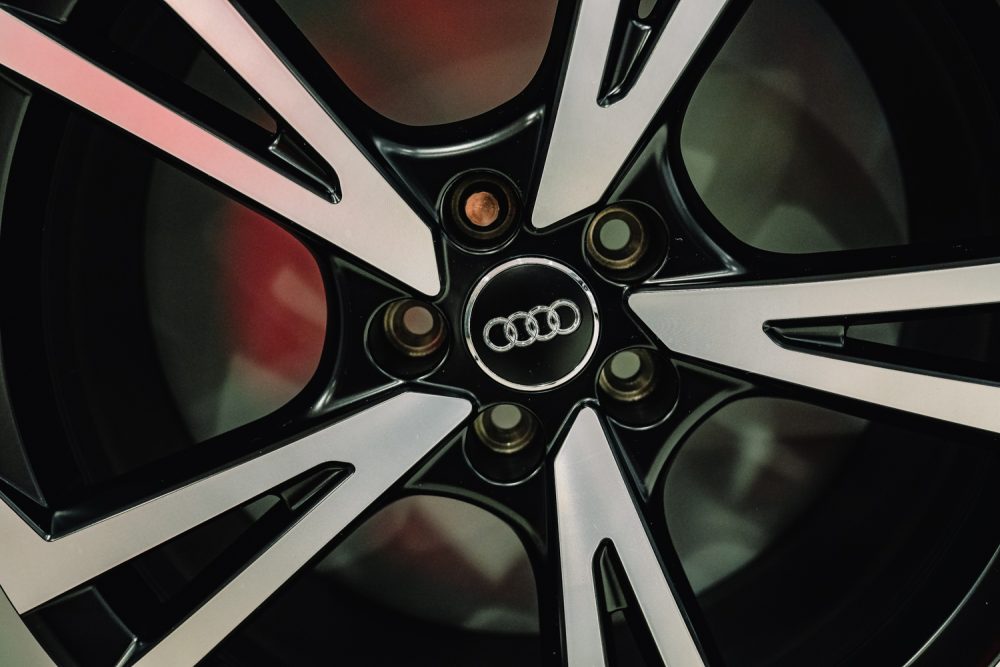 Audi Center Fortaleza recebe título de "Garagem Audi Favorita" e ...
