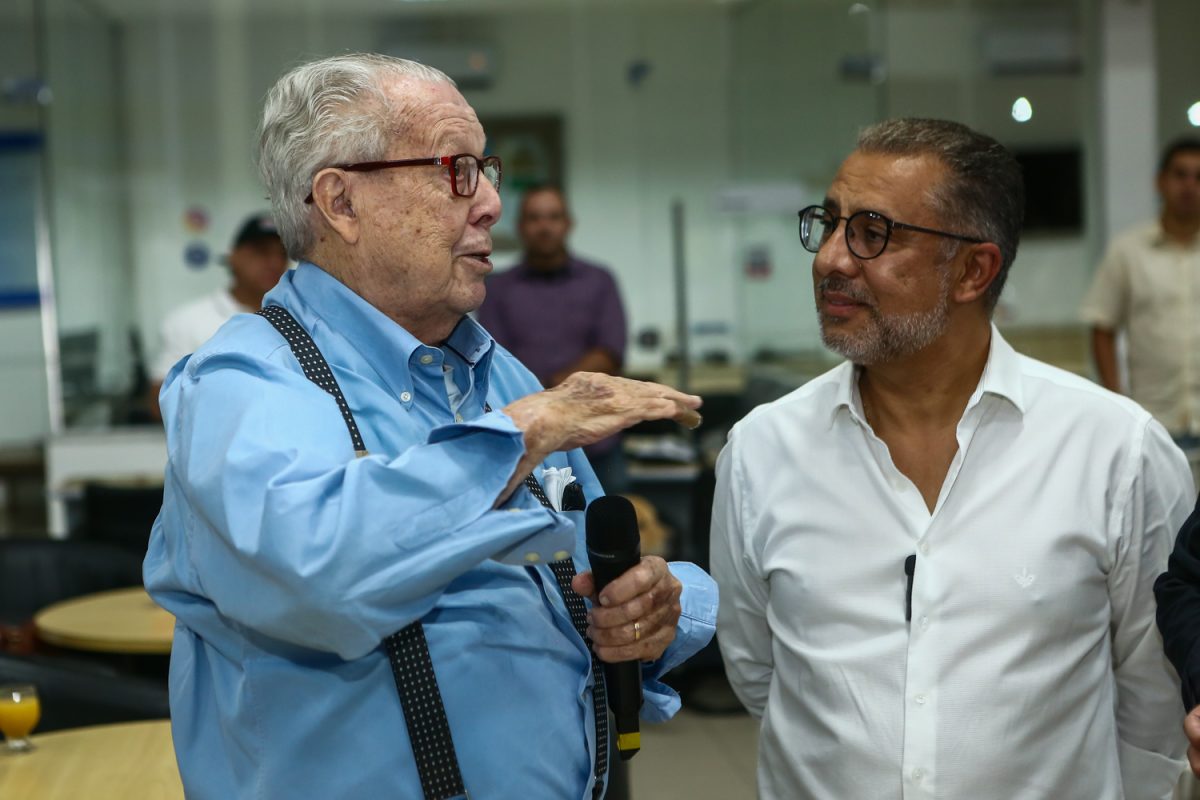 Sanauto realiza cerimônia de premiação da placa Classe A Chevrolet ...