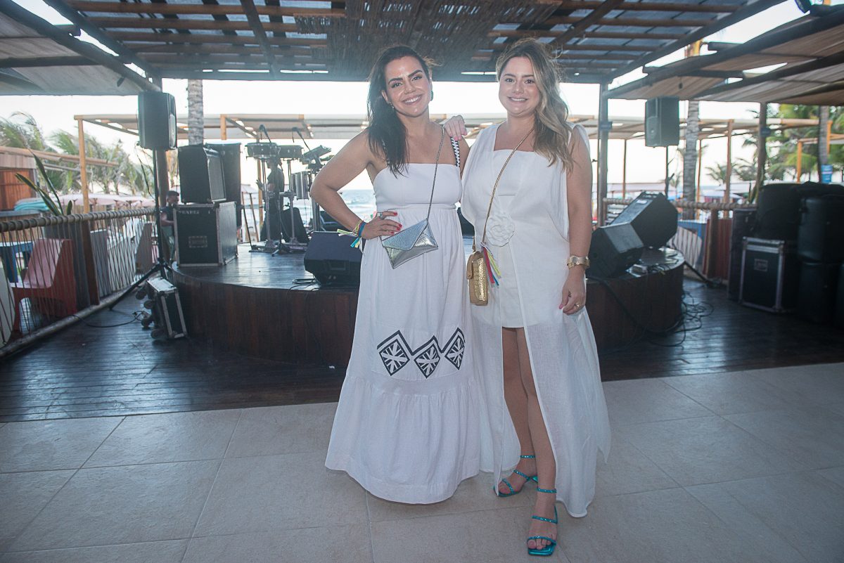 Renata Benevides e Karla Rodrigues recebem clientes, amigos e parceiros ...
