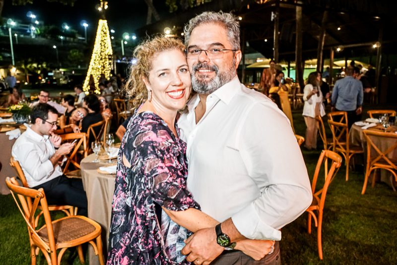 Ticiana Rolim e Edson Queiroz Neto anunciam a chegada de mais um ...