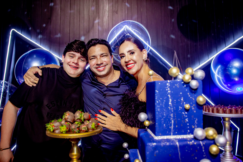 Pádua Jr. celebra seu aniversário em clima de total alto-astral ...