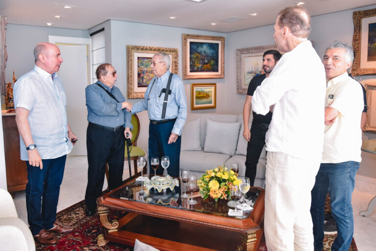 Edson Ventura celebra 92 anos reunindo família e amigos - Portal IN - Pompeu Vasconcelos - Balada IN