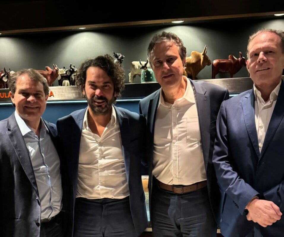 Cláudio Vale tem encontro com amigos cearenses em São Paulo - Portal IN ...