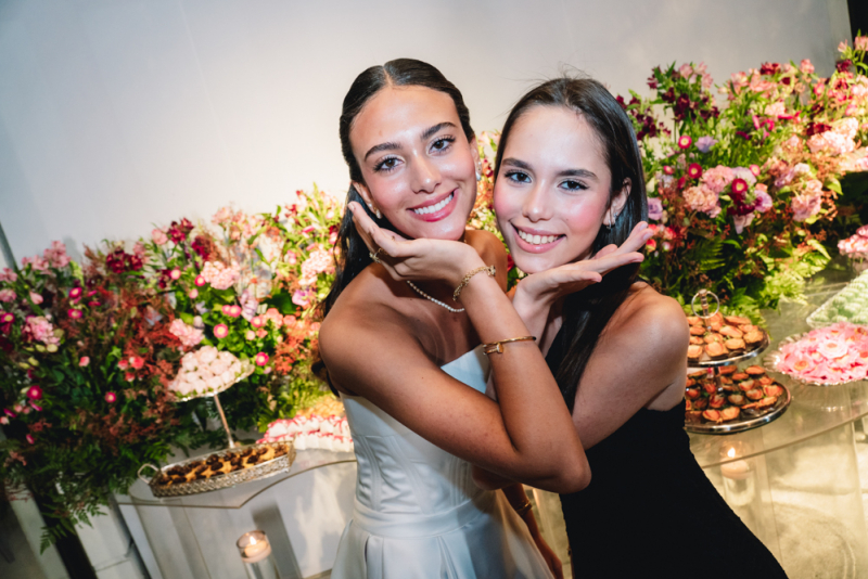 Maria Clara Carvalho reúne família e amigos em festa de 15 anos ...