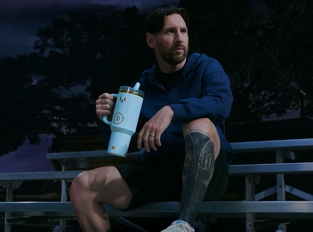 Nova collab de Messi com a Stanley vira febre e já tem produtos ...