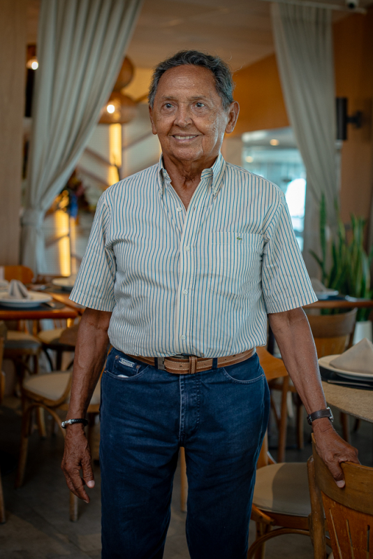 Fernando César Mesquita celebra 87 anos em almoço no Illa Mare - Portal ...