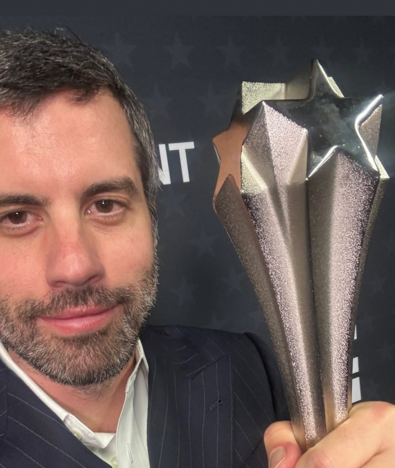 Critics Choice Awards: brasileiro Adolpho Veloso é reconhecido com o ...